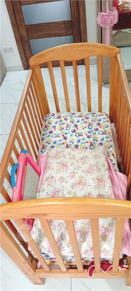 Baby bed with mettres new | Maltapark