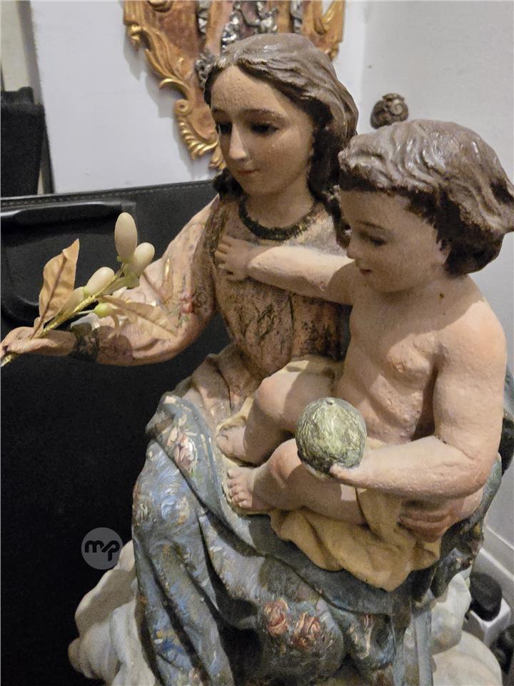 Antique wood carved Madonna di Loreto. Item measures 56 cm in height ...