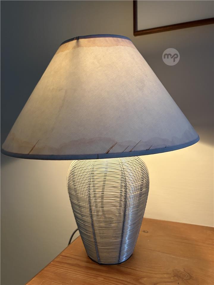 Lamp with shade | Maltapark