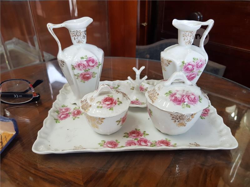 Beautiful set,70 euros all.99462186 | Maltapark