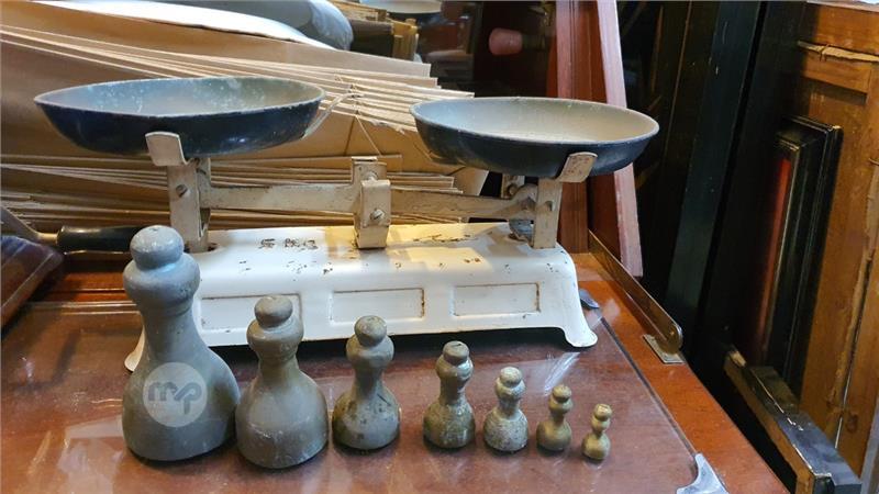 Antique Complete scale with 19th Century Solid bronze measures Price is ...