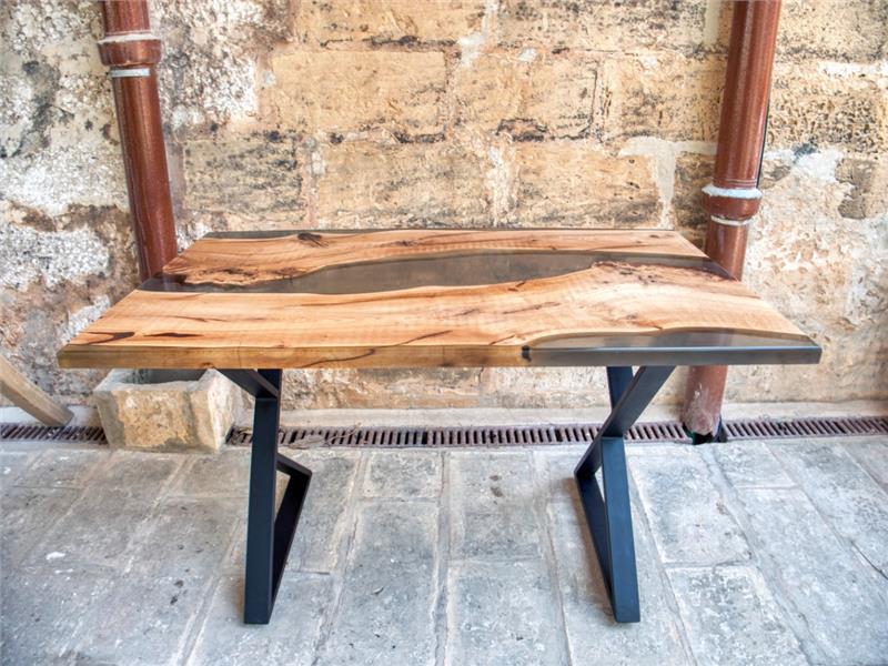 Luxury Resin Oak Wood Table | Maltapark