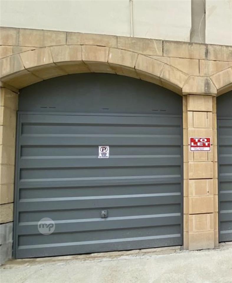 1 car garage To Let. | Maltapark