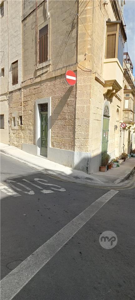 Class 4b shop | Maltapark