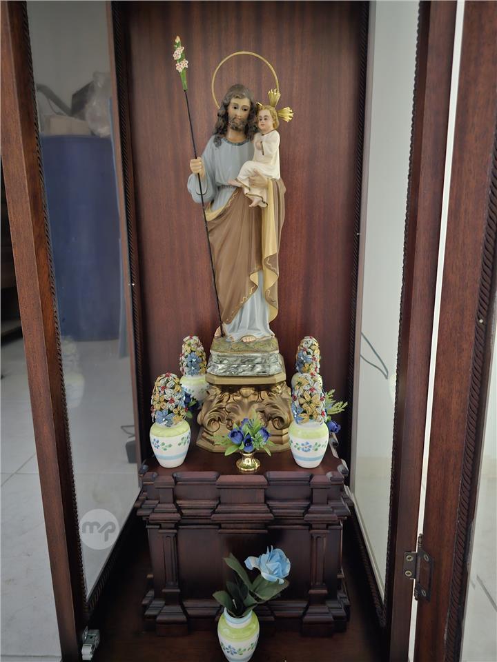 Statwa ta San Guzepp bil vetrina | Maltapark