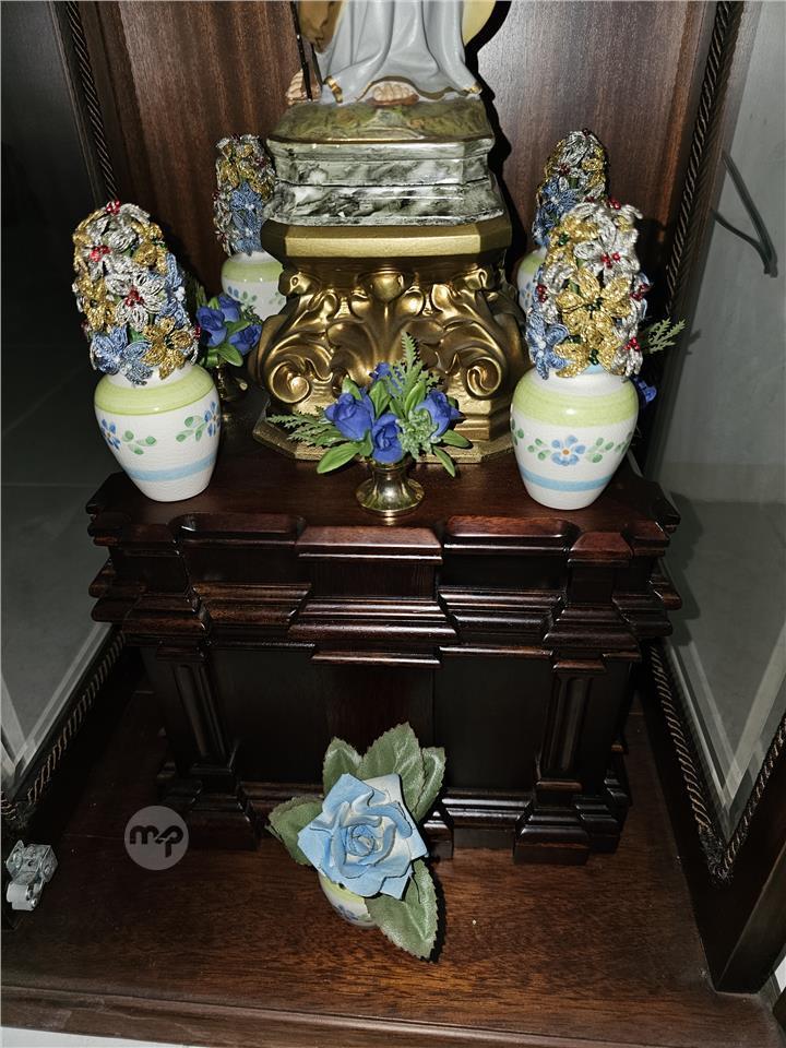 Statwa ta San Guzepp bil vetrina | Maltapark