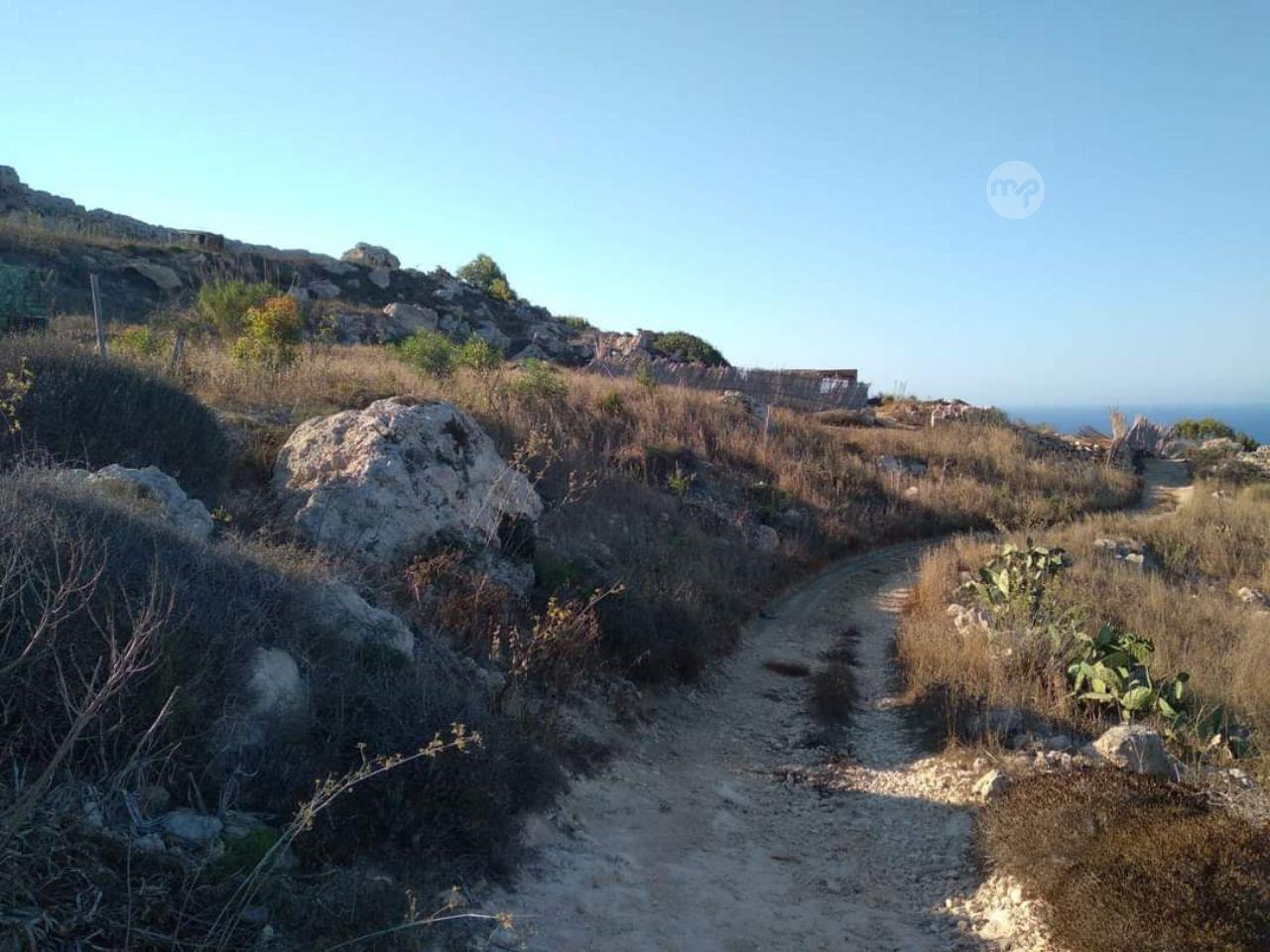 BAHRIJA - FIELD FOR SALE | Maltapark