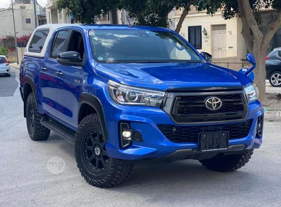 Toyota Hilux Z Black Rally | Maltapark